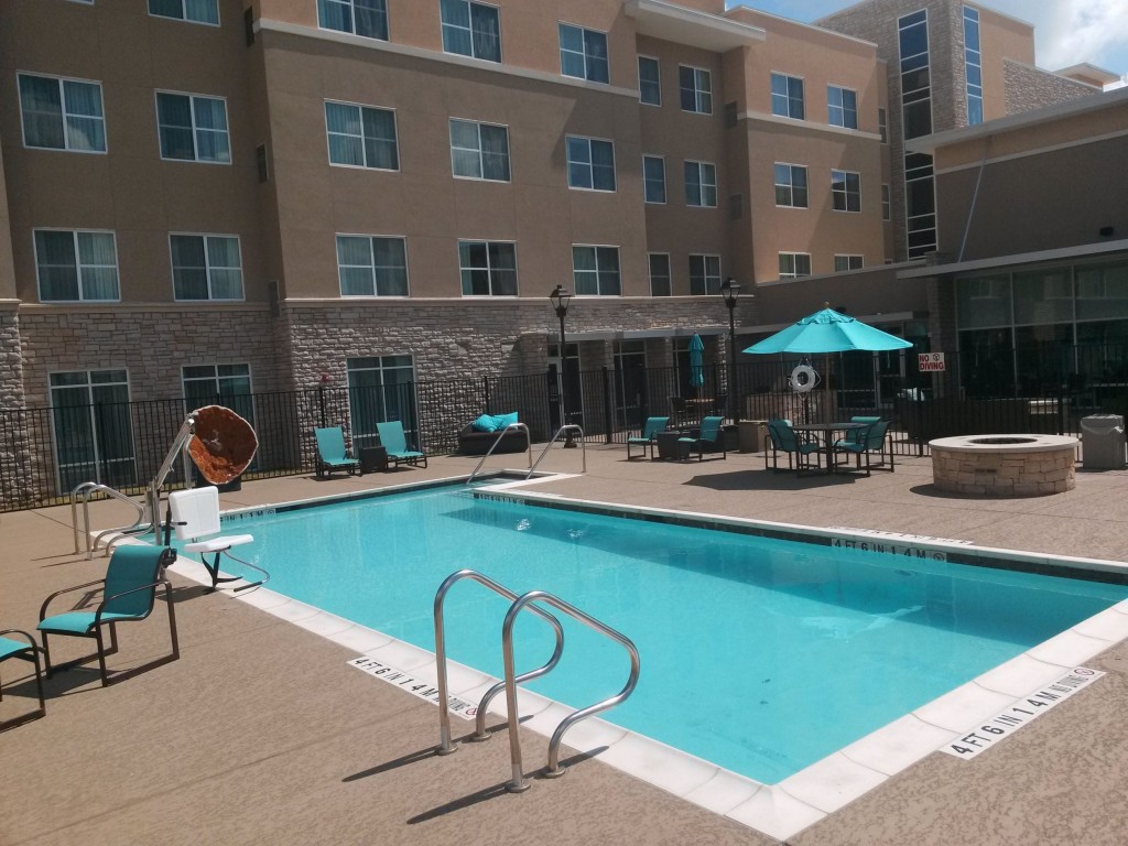commercial-Marriott Austin Pool and Outdoor Living (1) - New Wave Pools ...